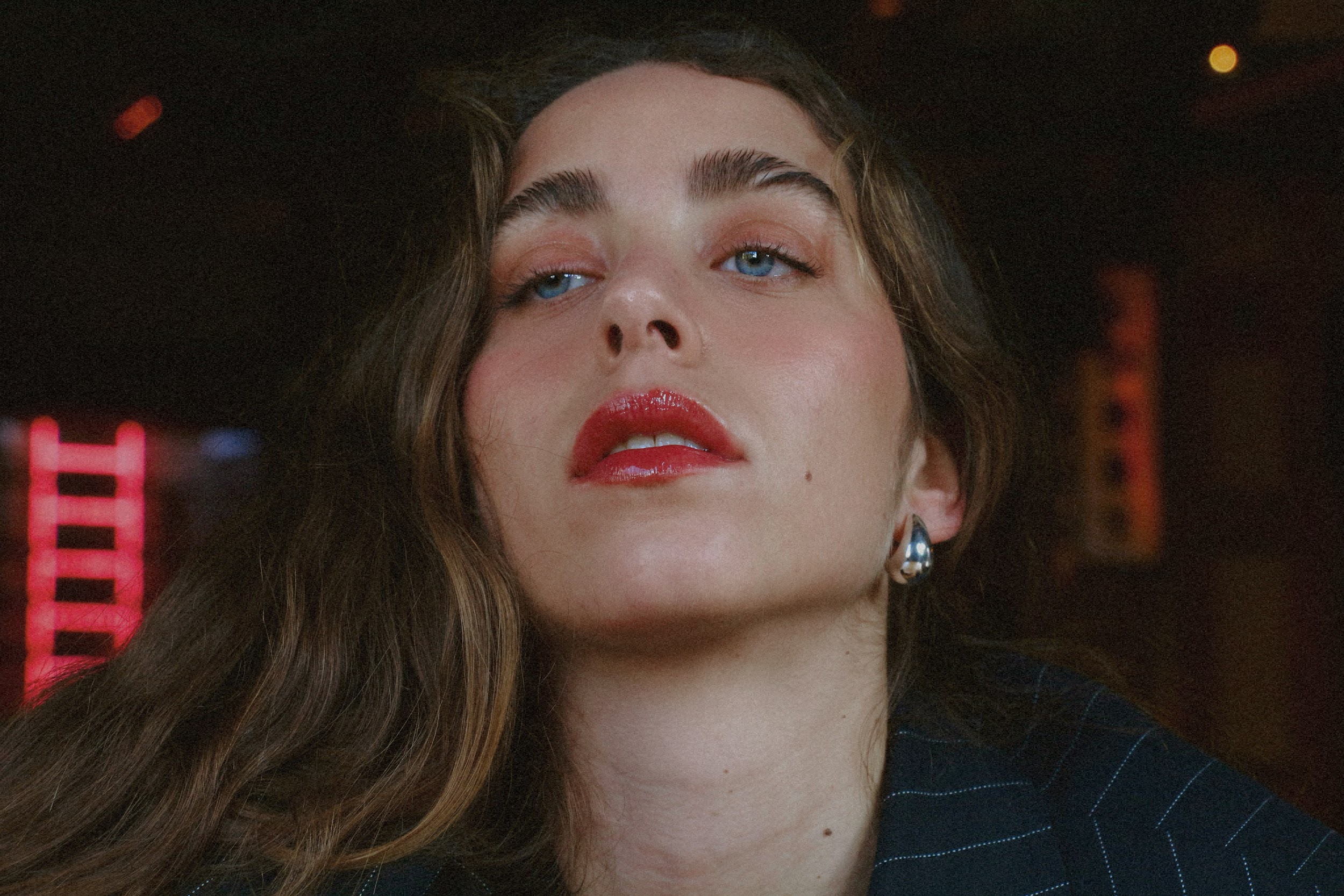Alba Parreño, la actriz linarense que protagoniza el último videoclip ...