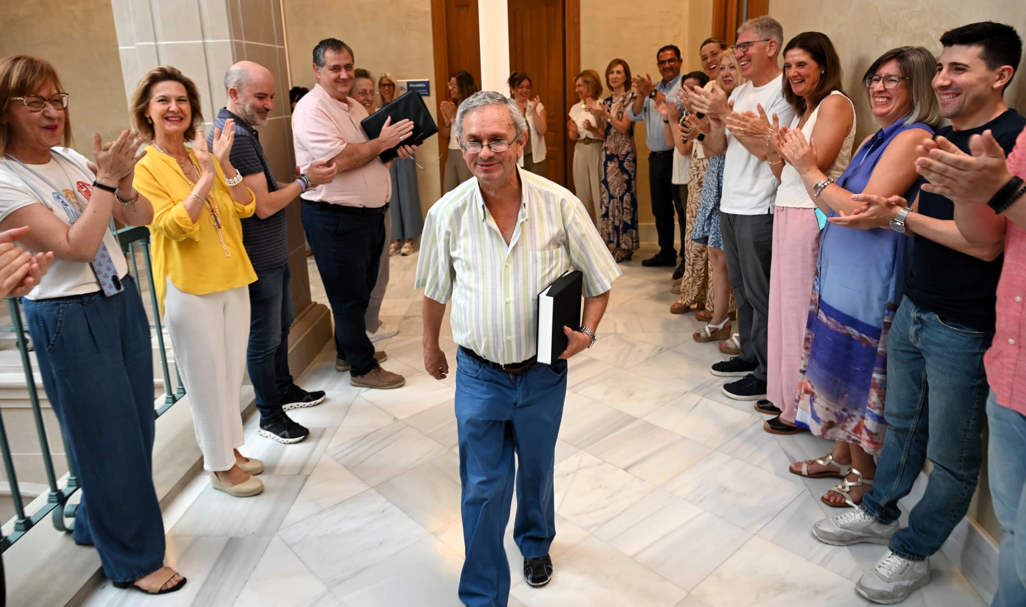 Luis Antonio Cerón, un tierno y honesto ordenanza - El NUEVO OBSERVADOR