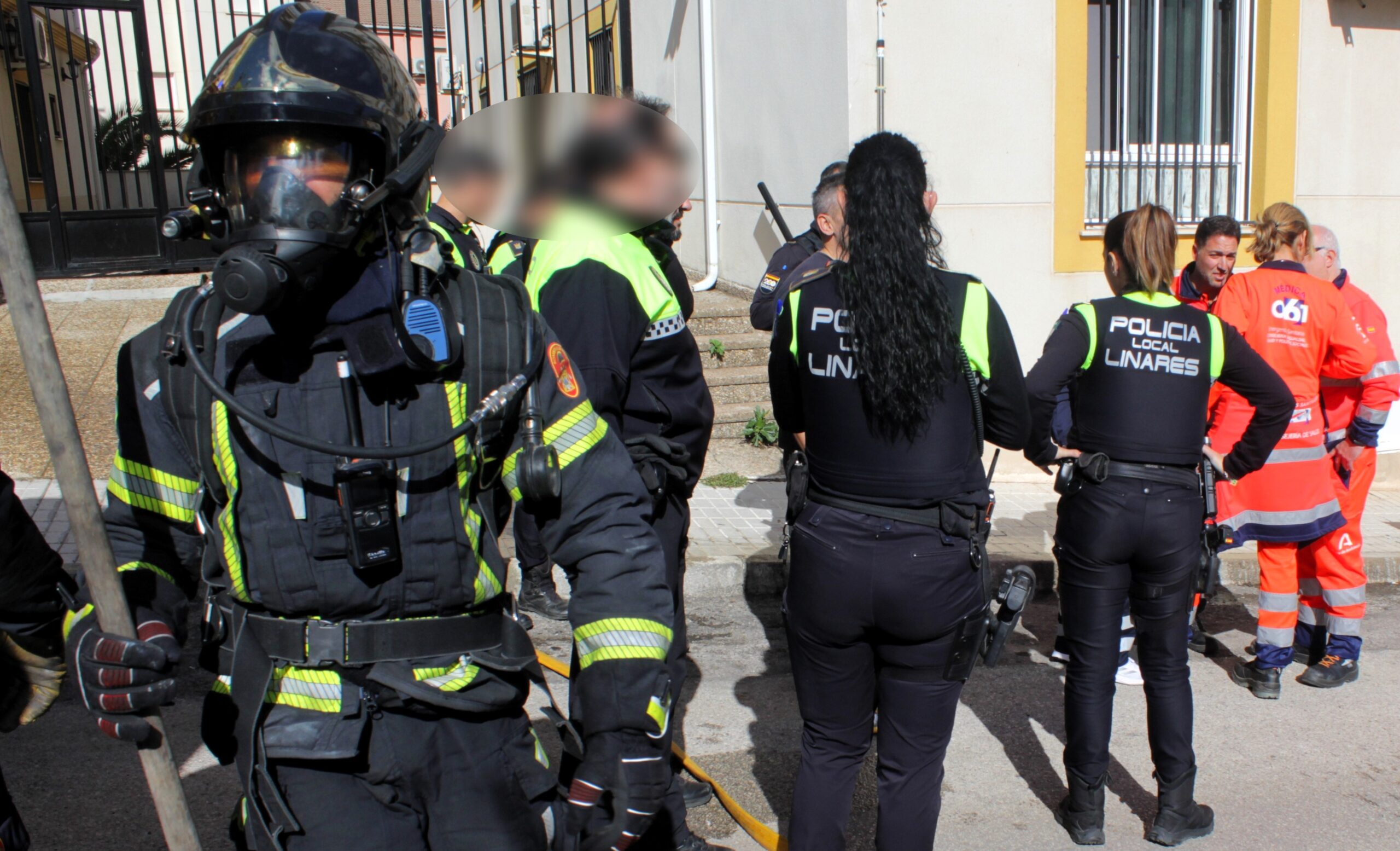 Dos evacuados por inhalación de humo tras el incendio de una vivienda ...