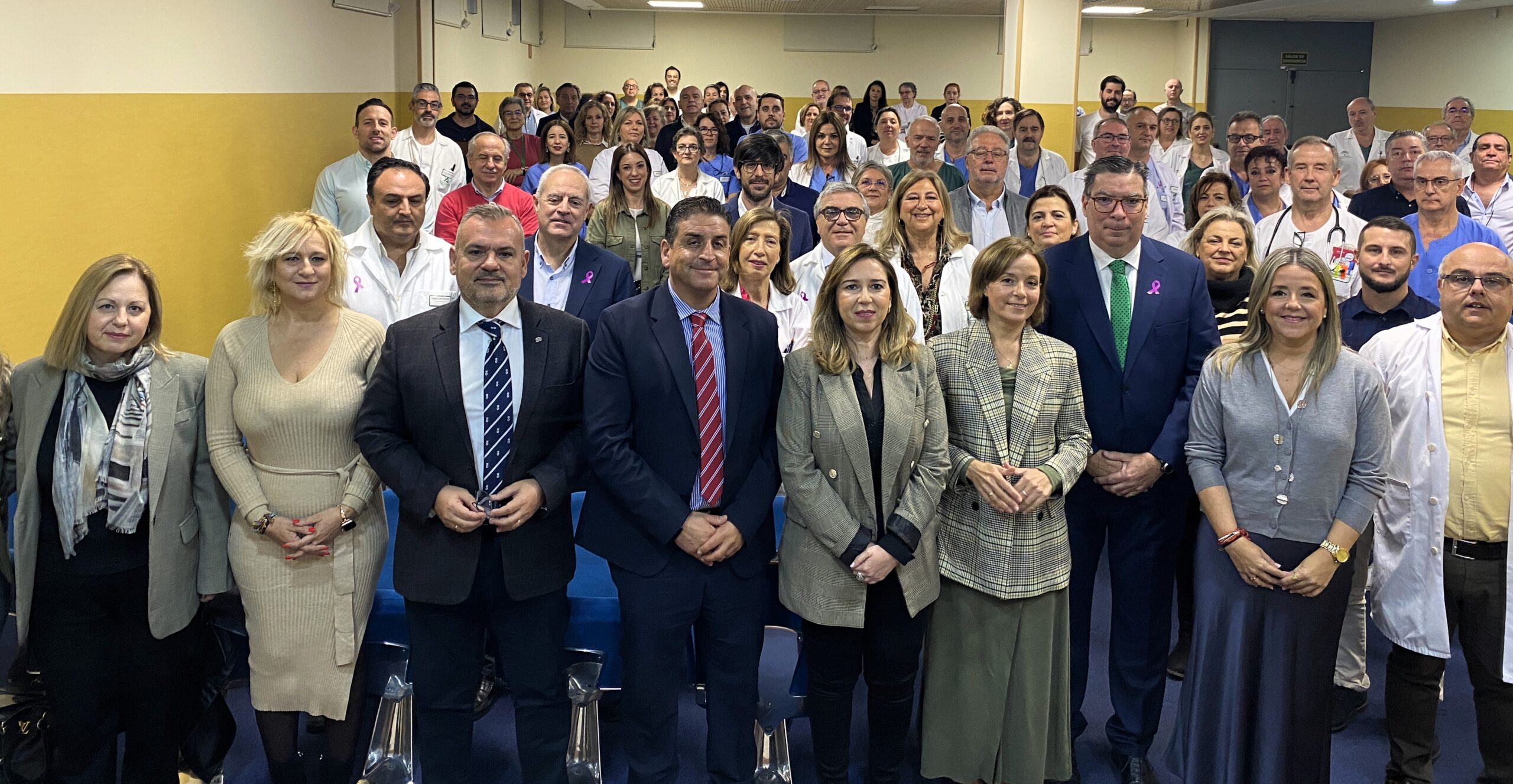 José Luis García Cano se presenta a su nuevo equipo en el Hospital San ...