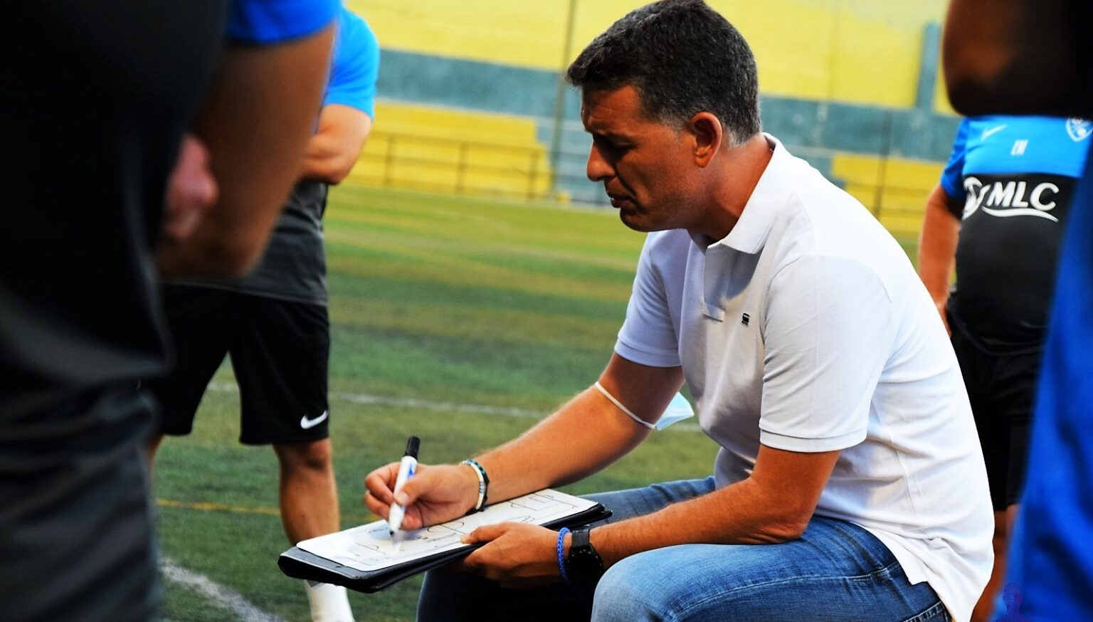 Sandroni: "Mi estancia en Linares me hizo crecer como persona y como ...