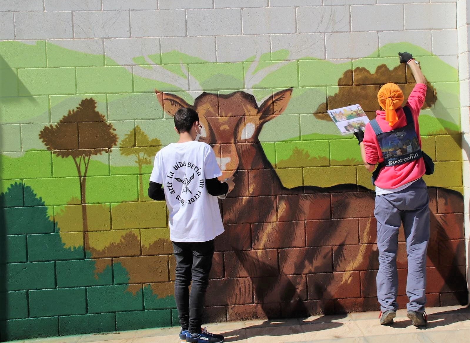 Baños hace cantera del arte con aerosol - El NUEVO OBSERVADOR