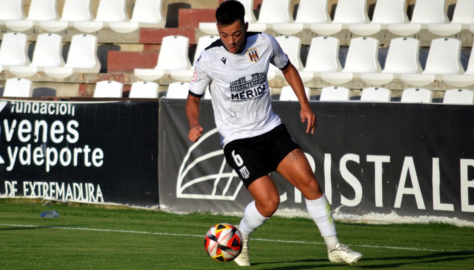 Ismael Gutiérrez refuerza la medular del Linares - El NUEVO OBSERVADOR